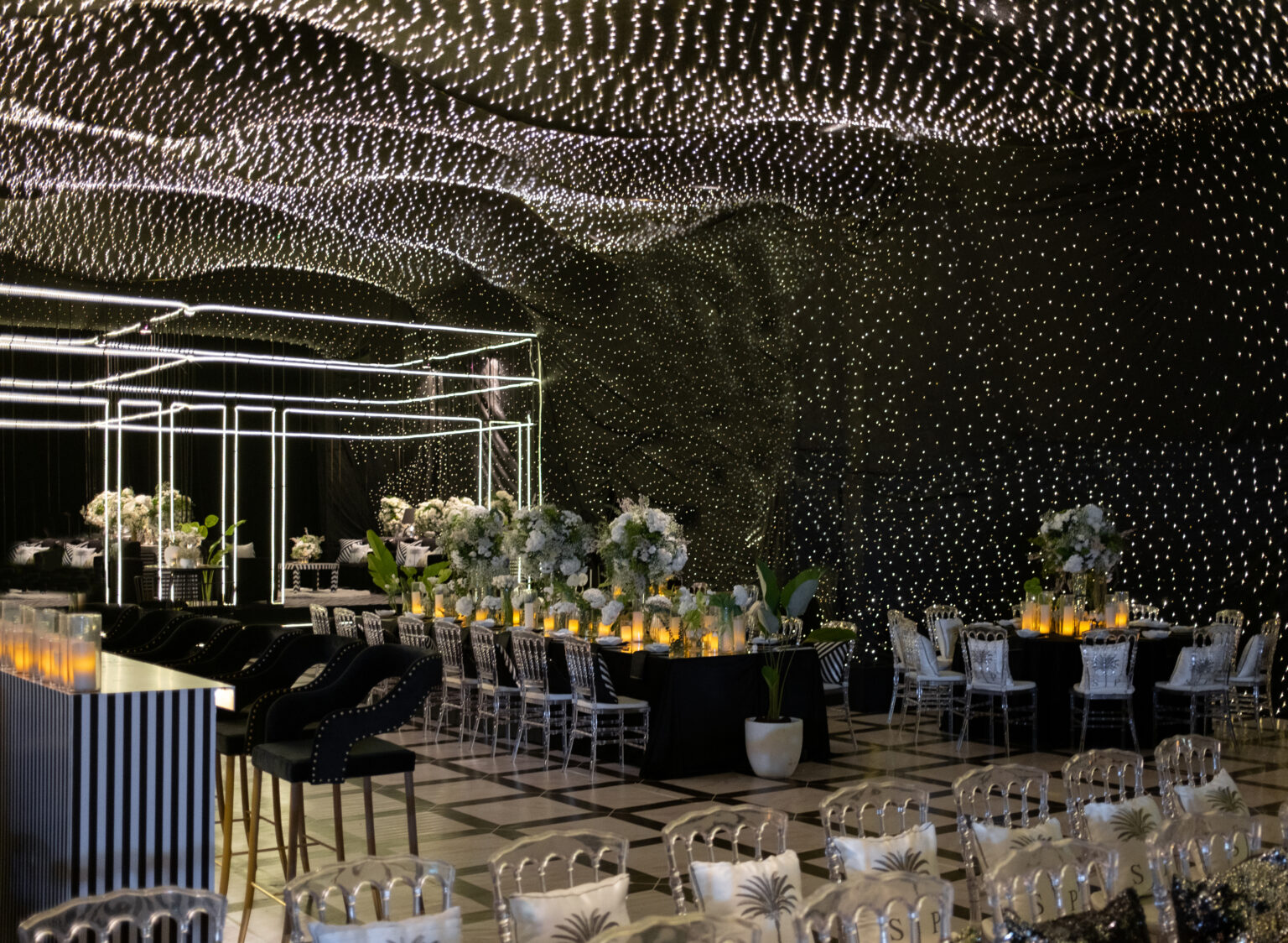 5 Super Extra Mehndi and Cocktail Décor Ideas - Khush Wedding Inspiration
