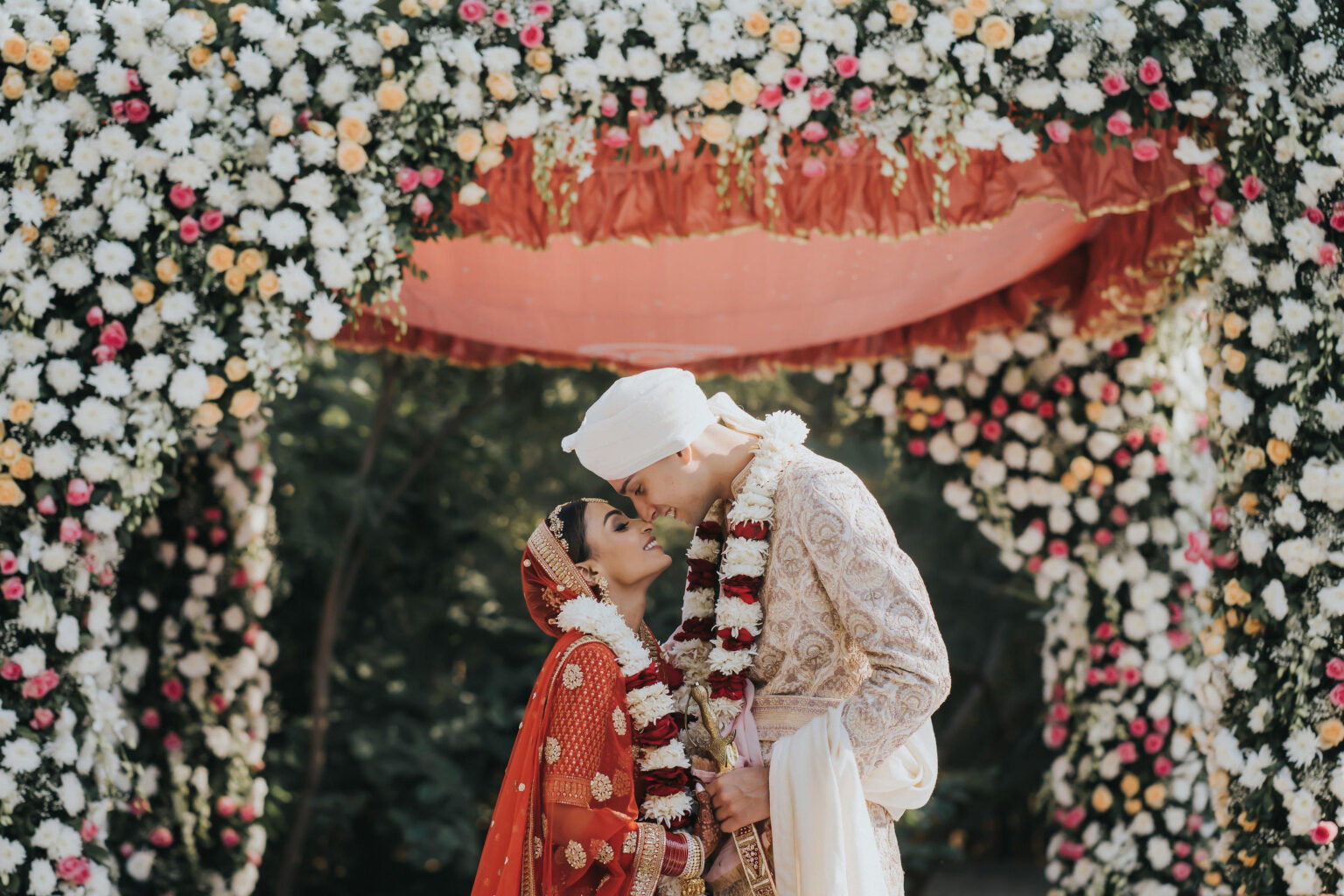 A Tale Of 2 Traditions: This Couple’s Sikh-Christian Wedding At A ...
